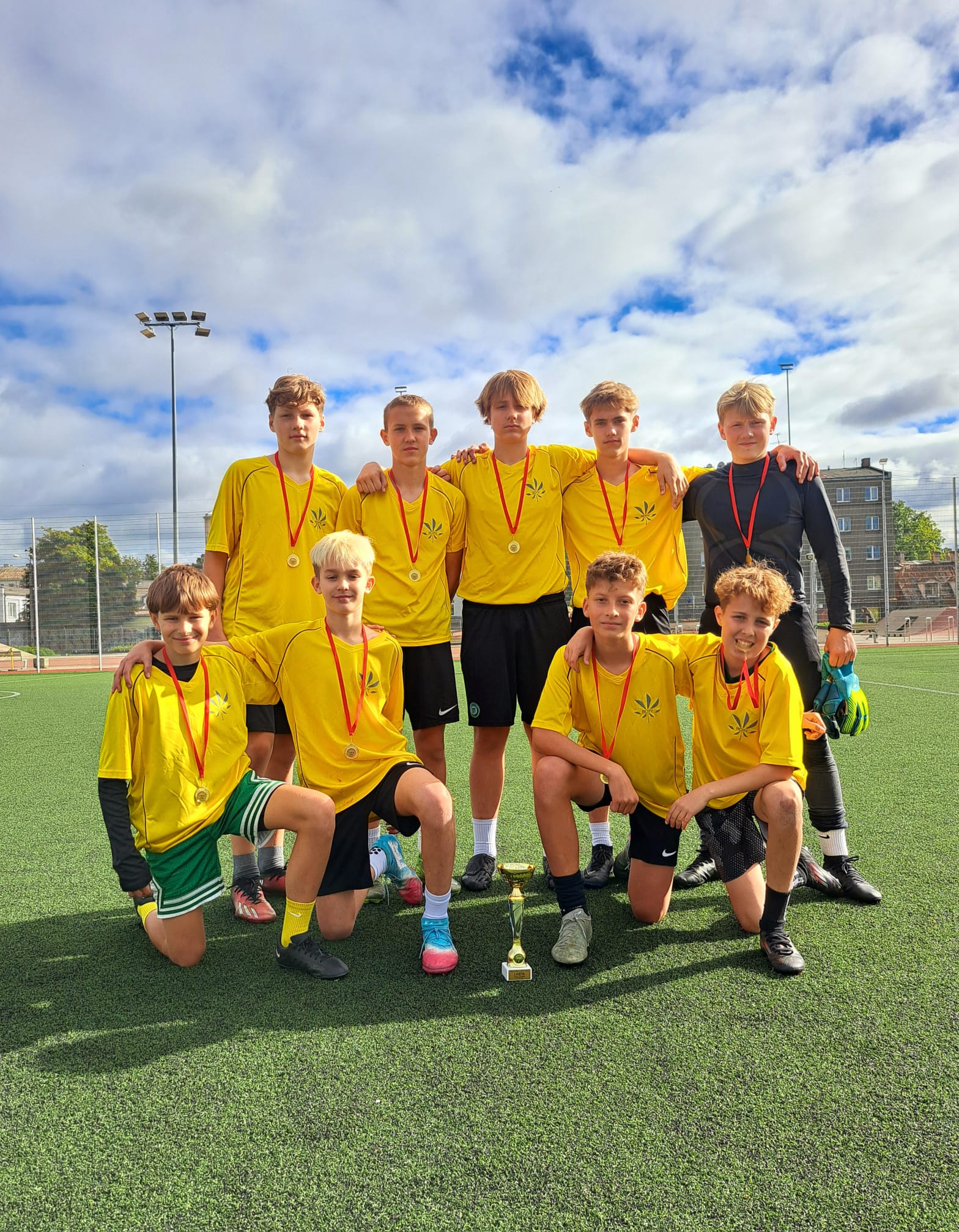 1. vieta Centra rajona futbola sacensībās – Rīgas Centra humanitārā ...